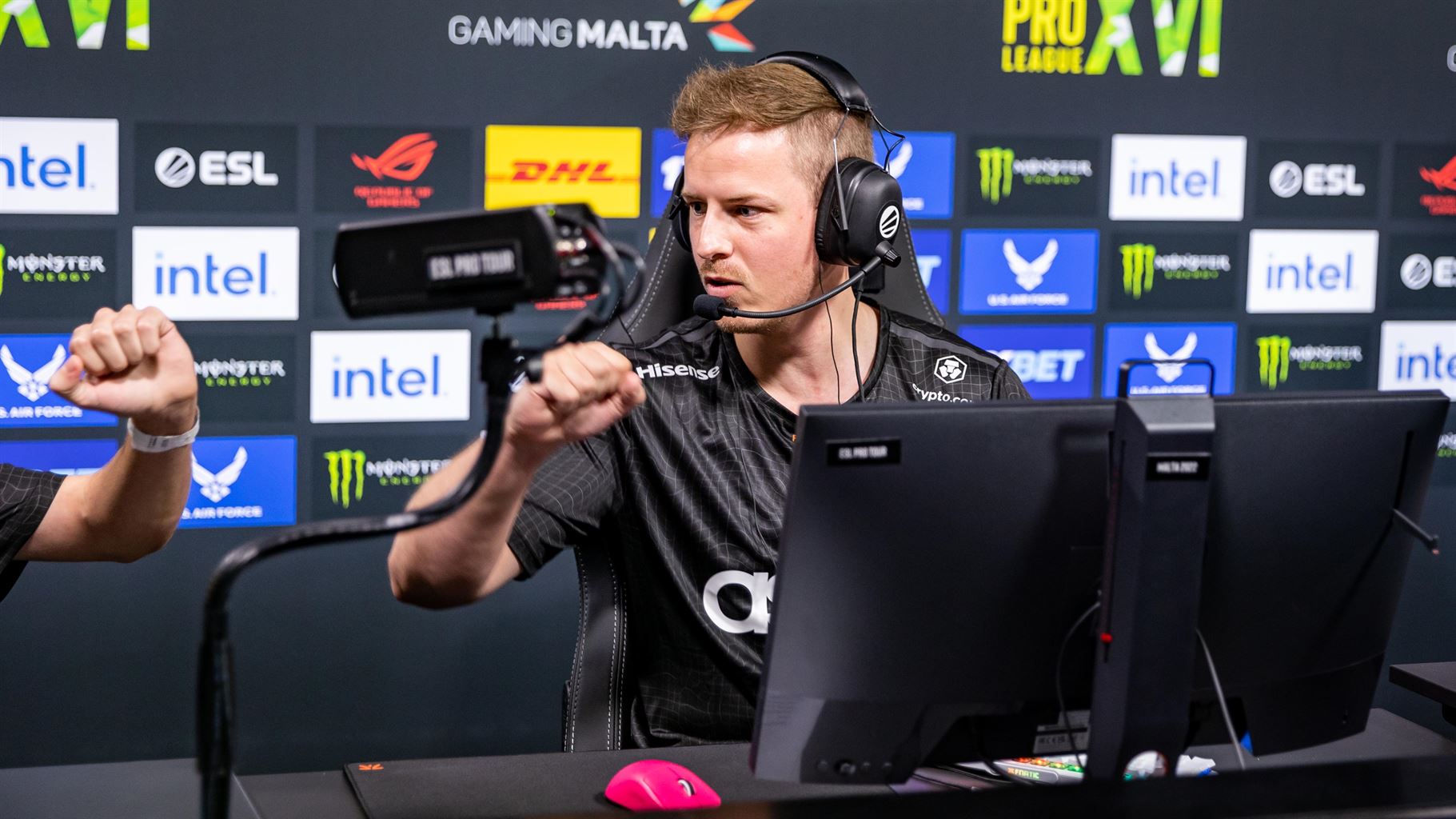 roeJ reveals staggering Liquid offer he received in 2021 ⇒ Pley.gg