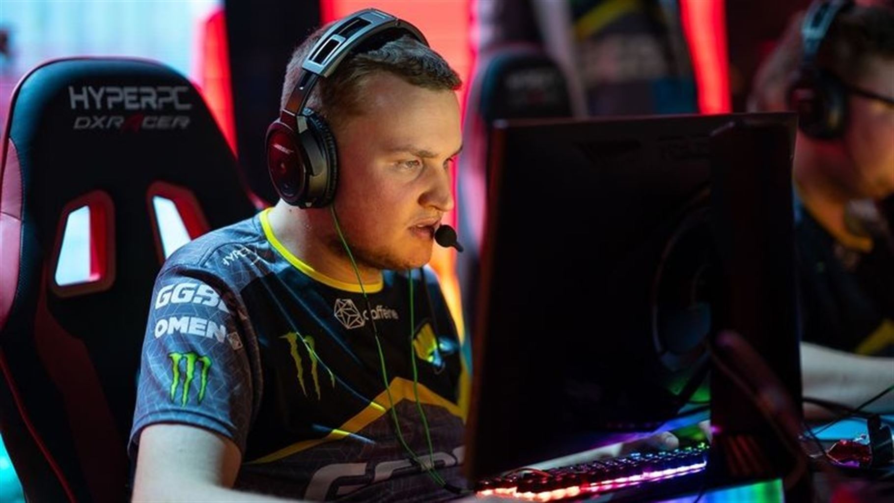 NAVI coach: flamie can’t compete right now because of the intense ...