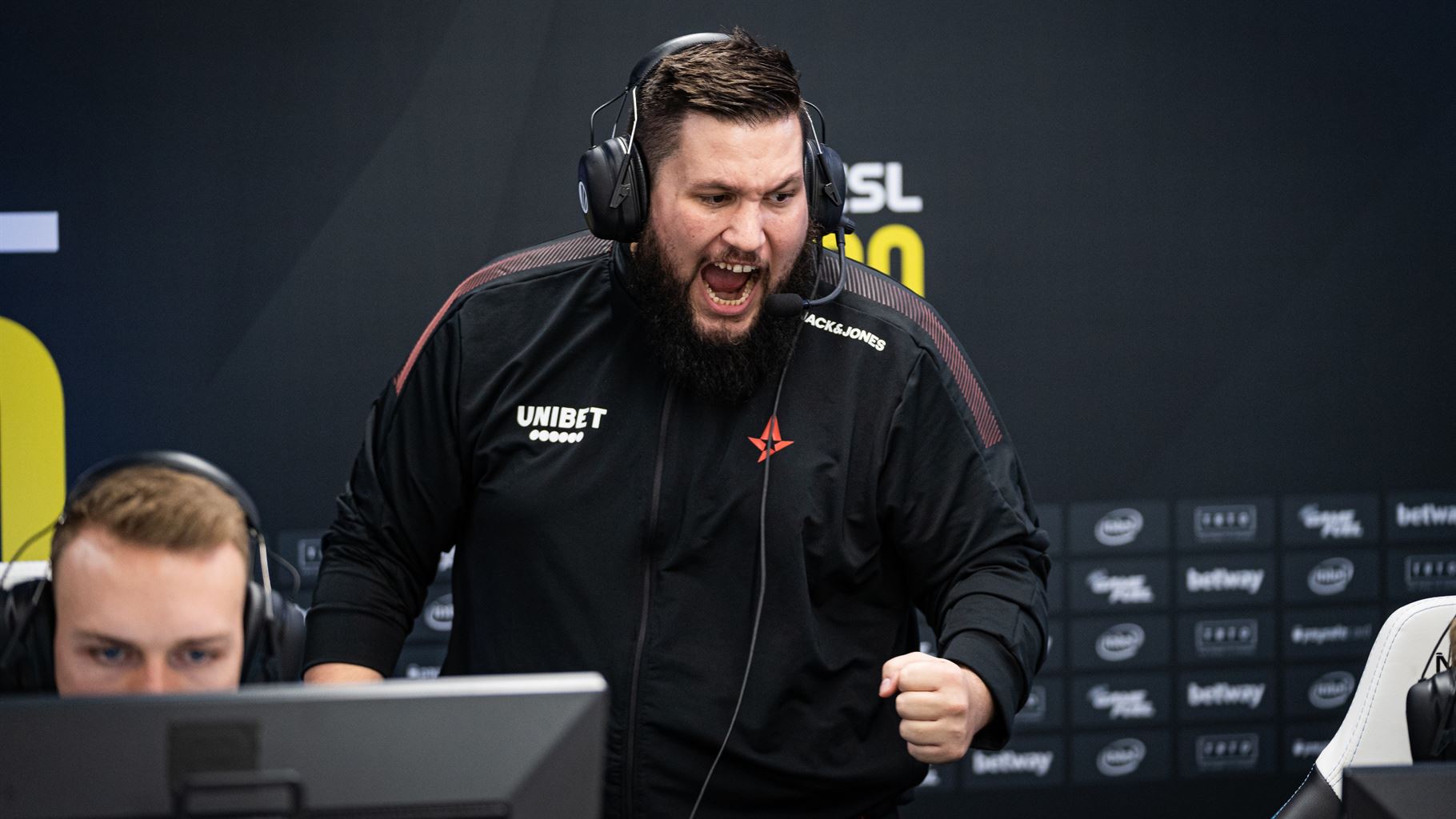 Guess who: Bubzkji and Zonic edition - Pley