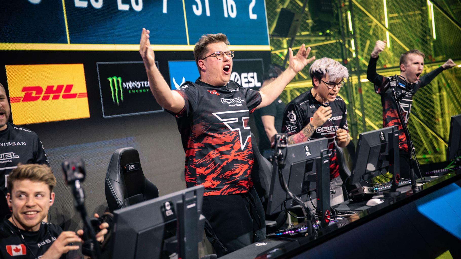 FaZe dominate Ninjas in Pyjamas - Pley