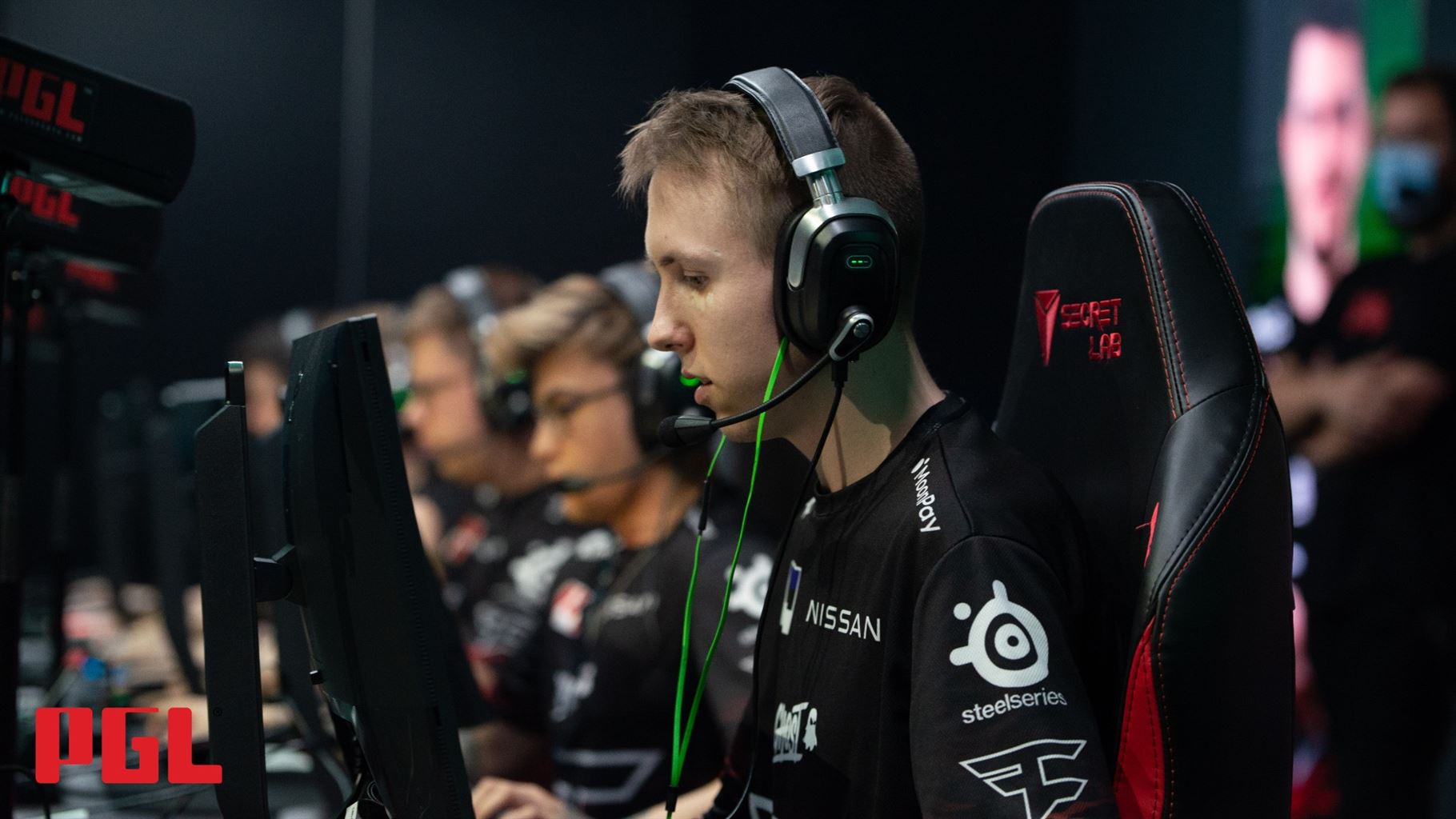 Live: IEM Cologne Grand Final - FaZe vs. NAVI - Pley