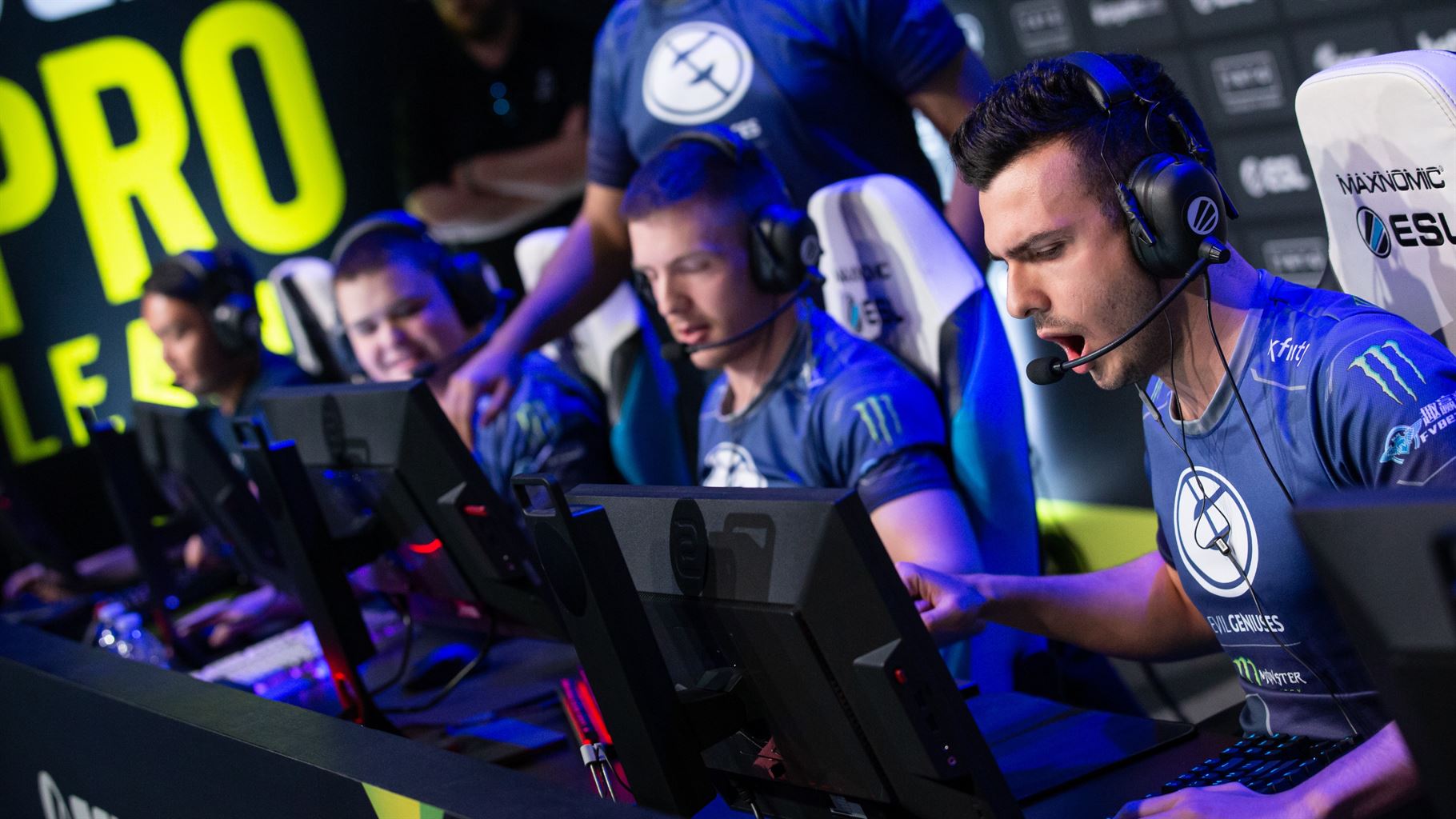 Live: Evil Geniuses vs G2 - Pley