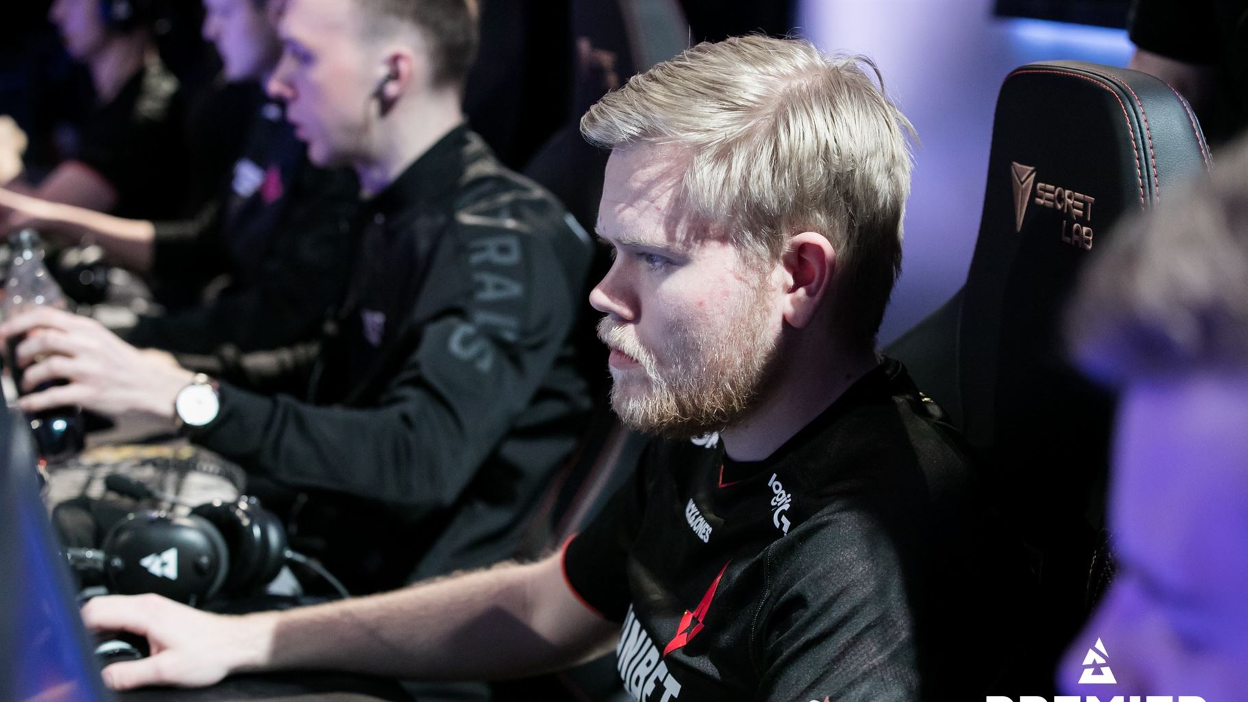 Astralis without Bubzkji on Nuke - Pley