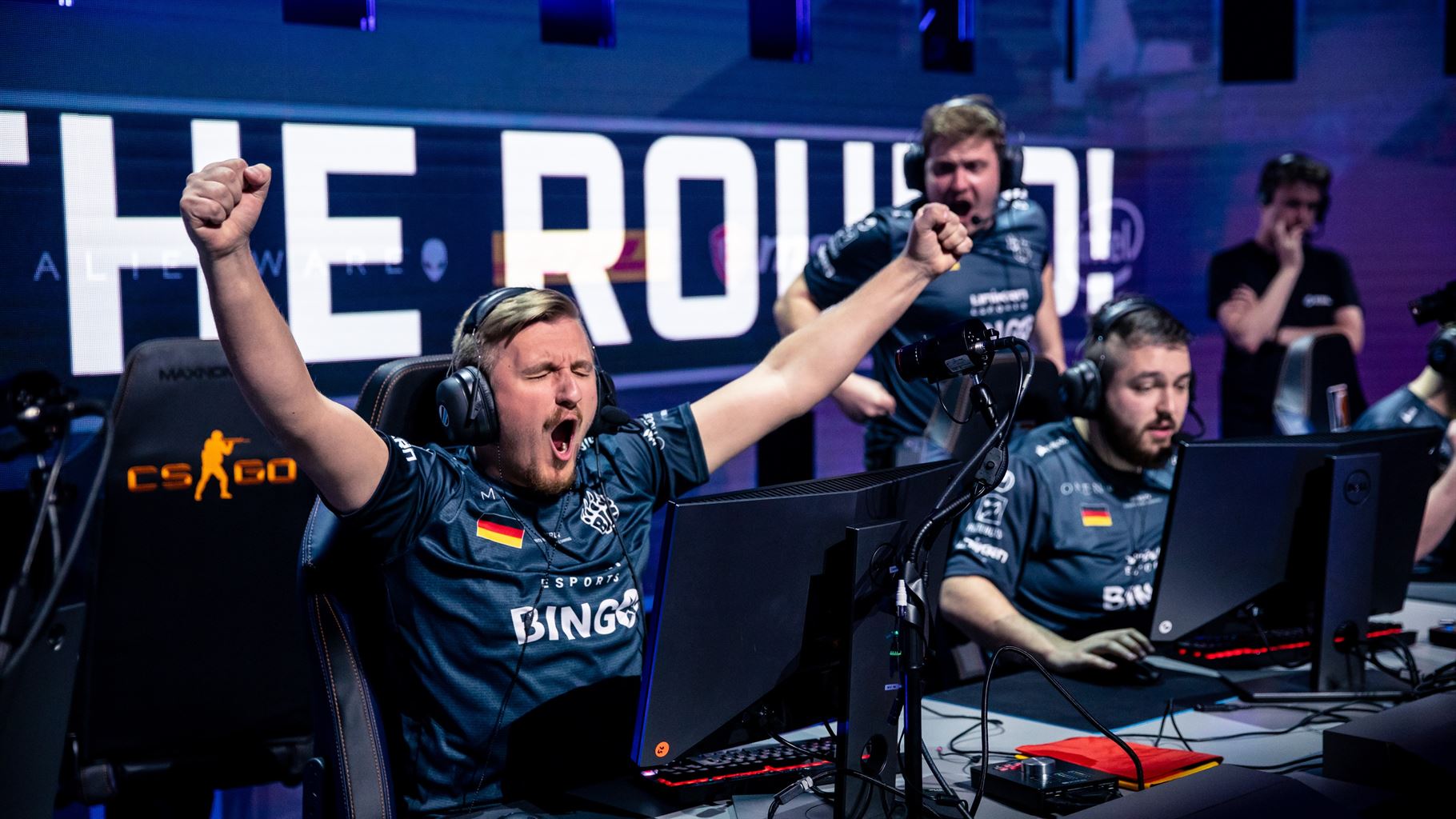 Live: OG vs BIG - Pley