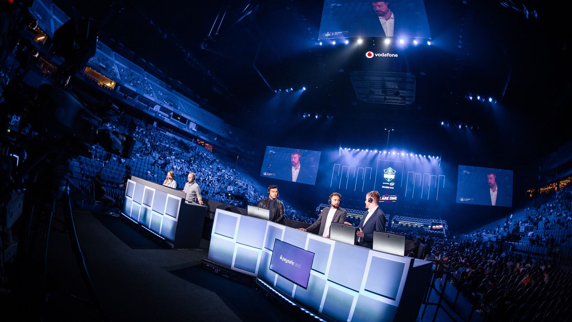 Live: IEM Cologne Play In (Day 1) - Pley