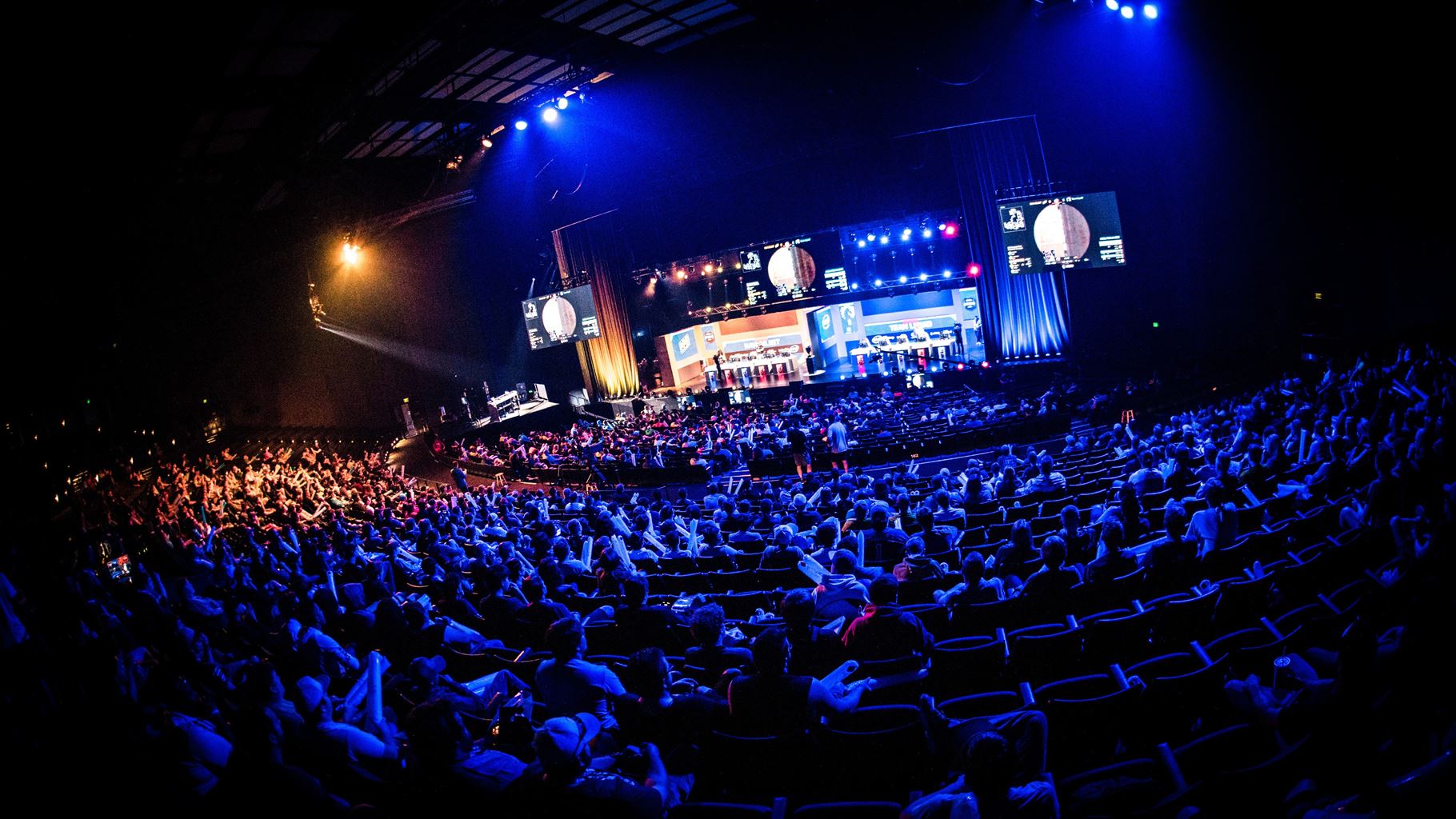 Live: D13 vs Invictus (IEM Beijing-Haidian Asia) - Pley