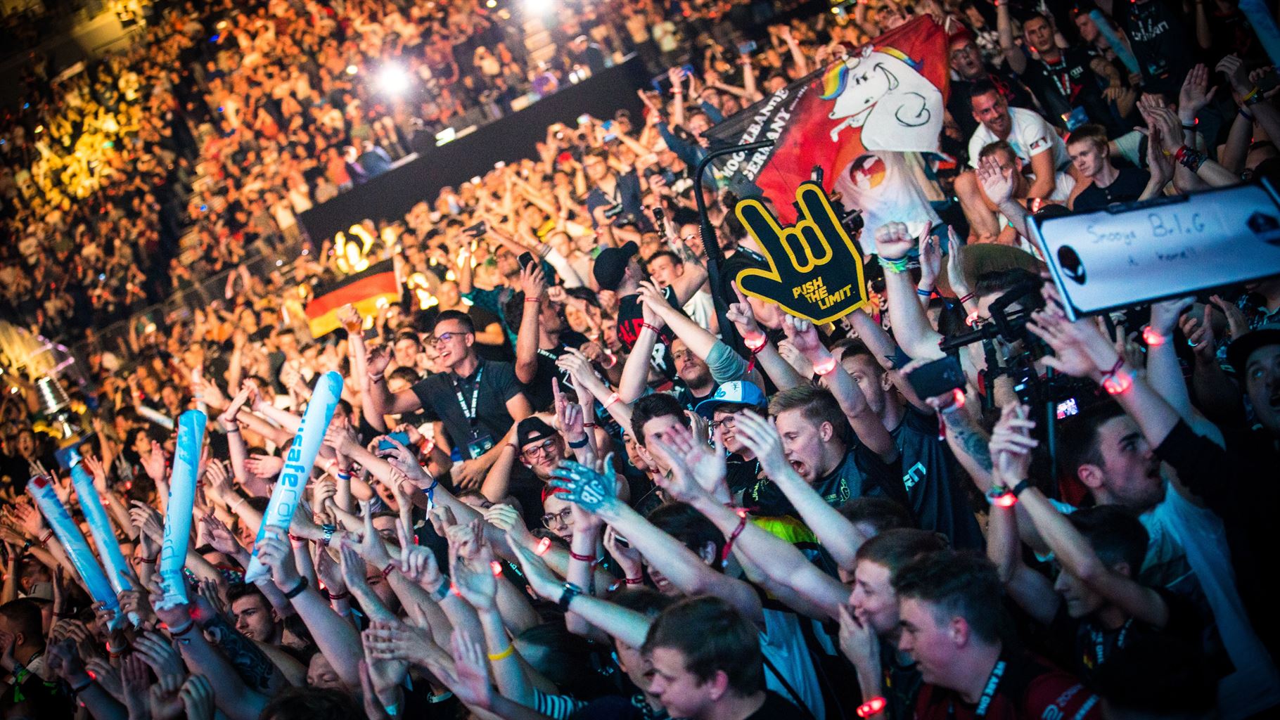 Gambit through to the Grand Finals after 2-0 victory! - Pley