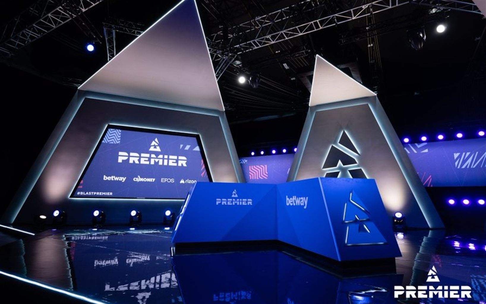 Heroic and OG advance to semi-finals at BLAST - Pley